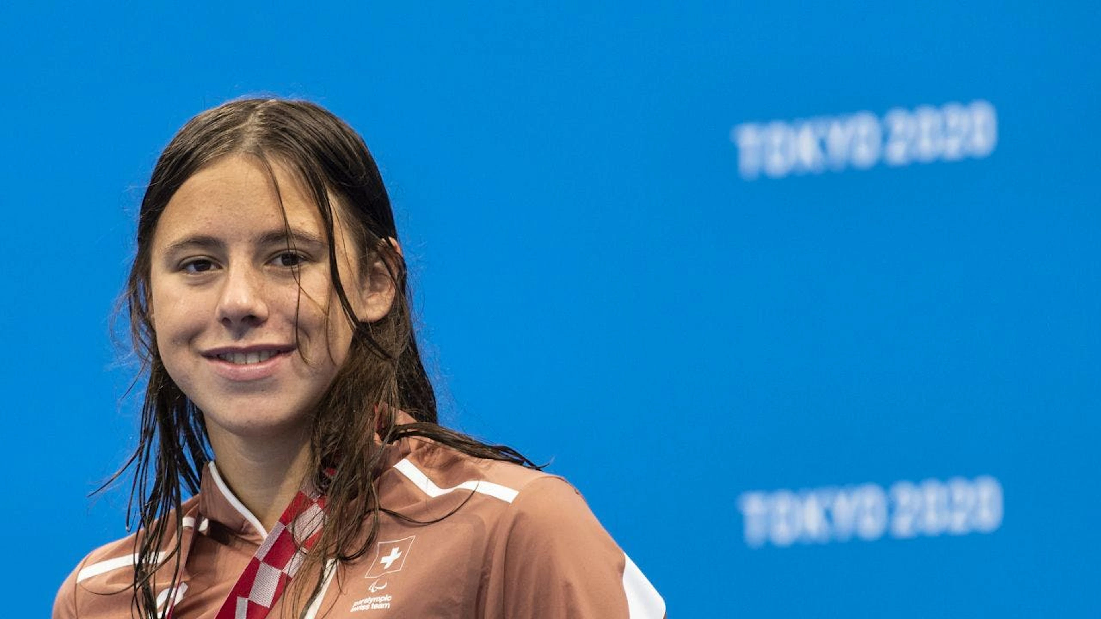 Nora Meister schwimmt erneut zu Gold